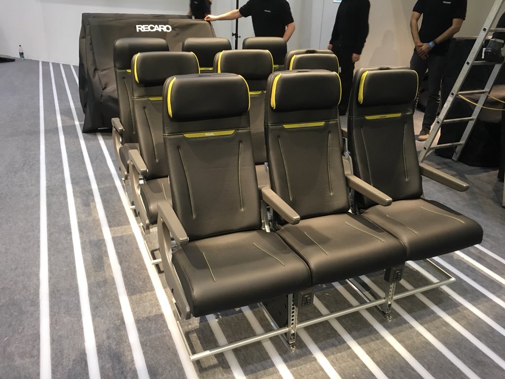 【2019 红点奖】RECARO BL3710 / 飞机座椅 - 普象网