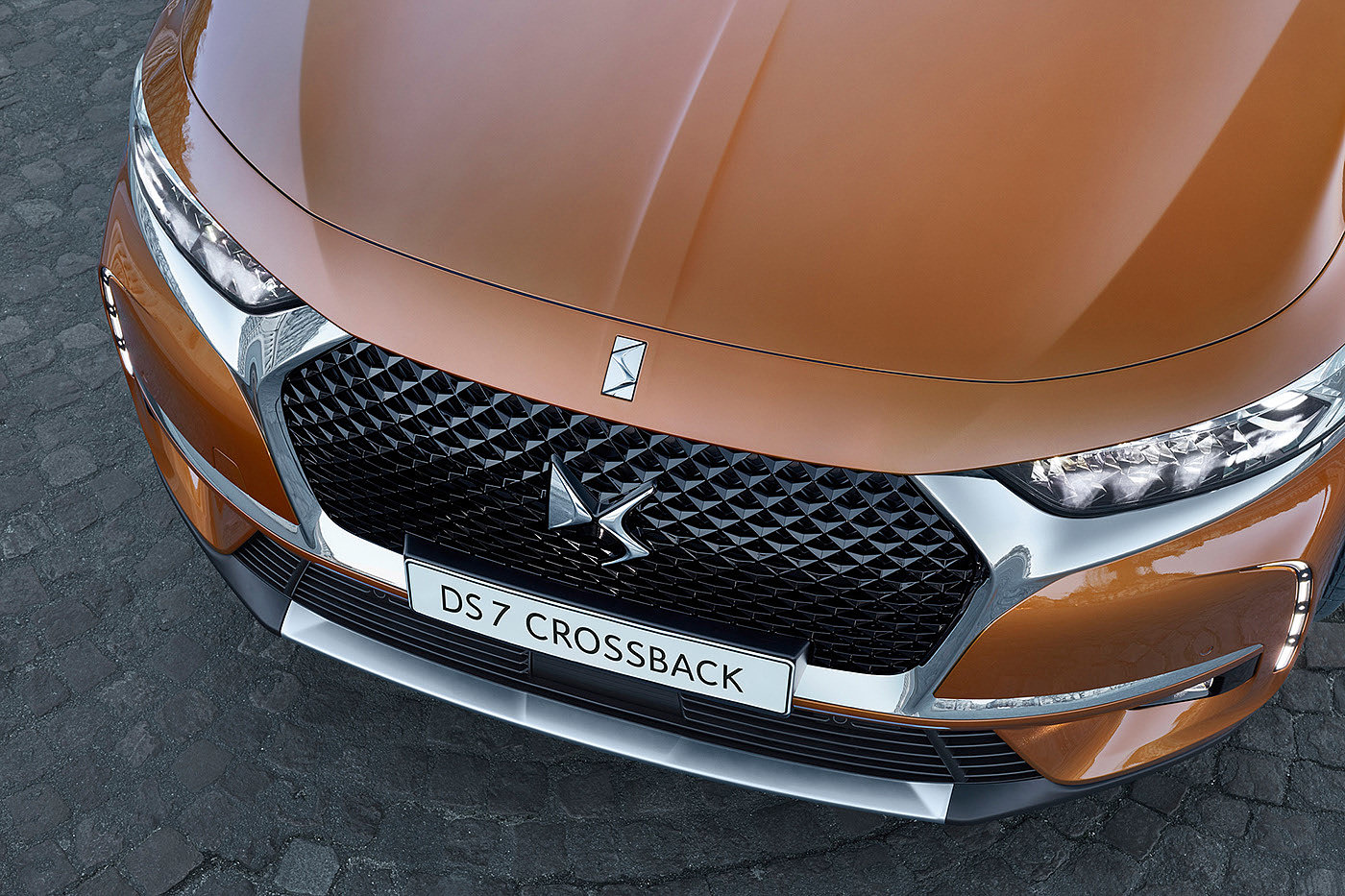 满载法国奢华设计&高科技的“DS7 Crossback” - 普象网