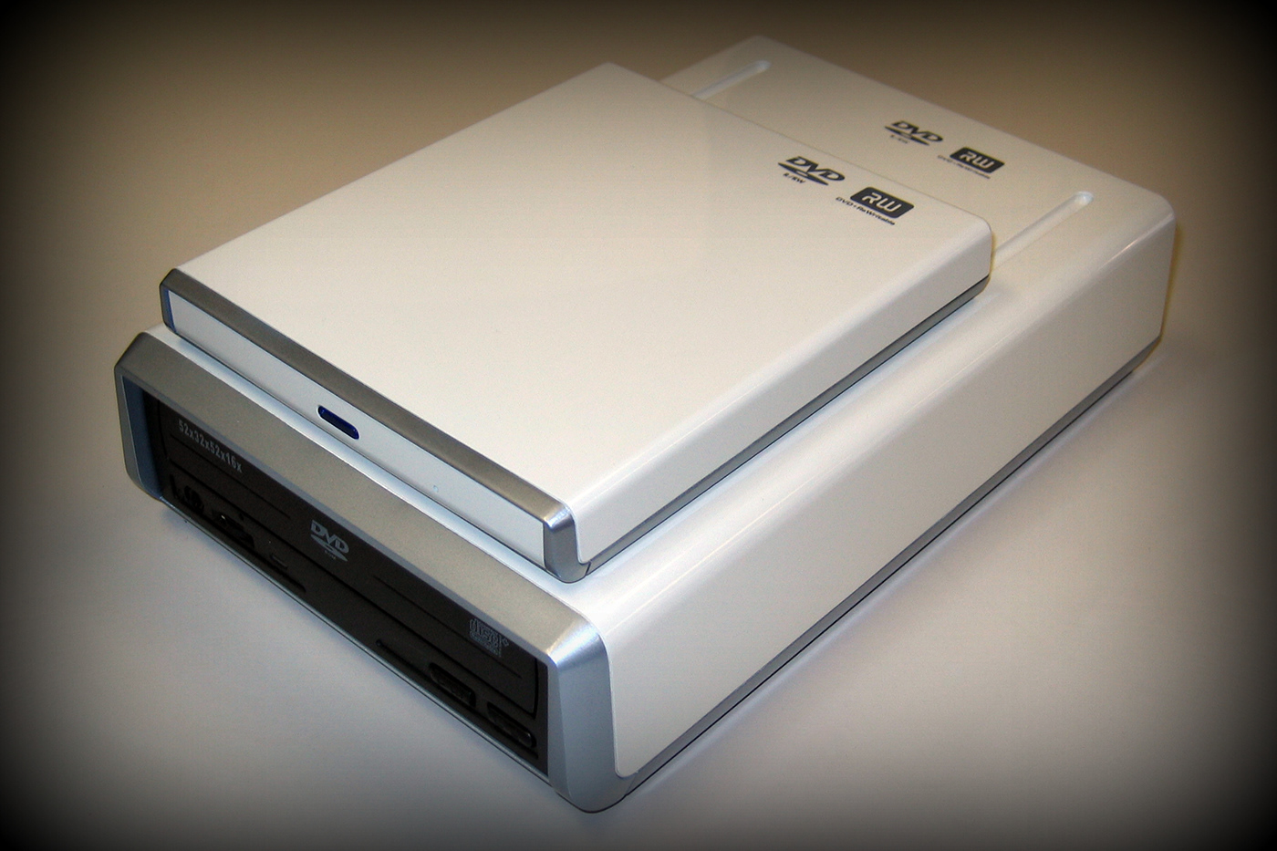 Teckon / Coxon Alpha Series Half Height Drive Enclosure - 普象网