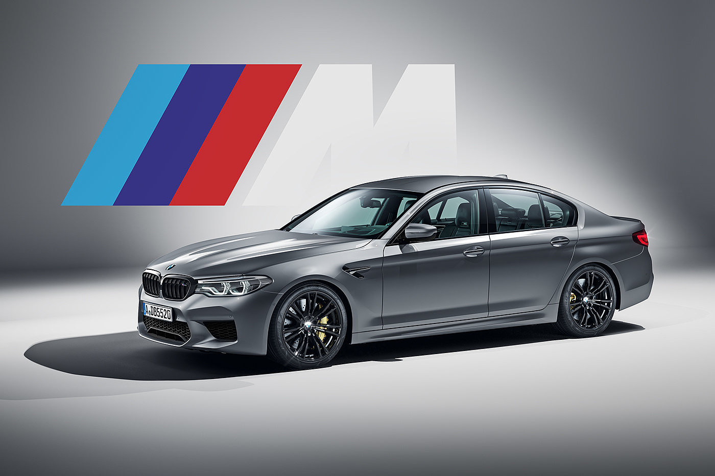 BMW M5 Studio - CGI - 普象网