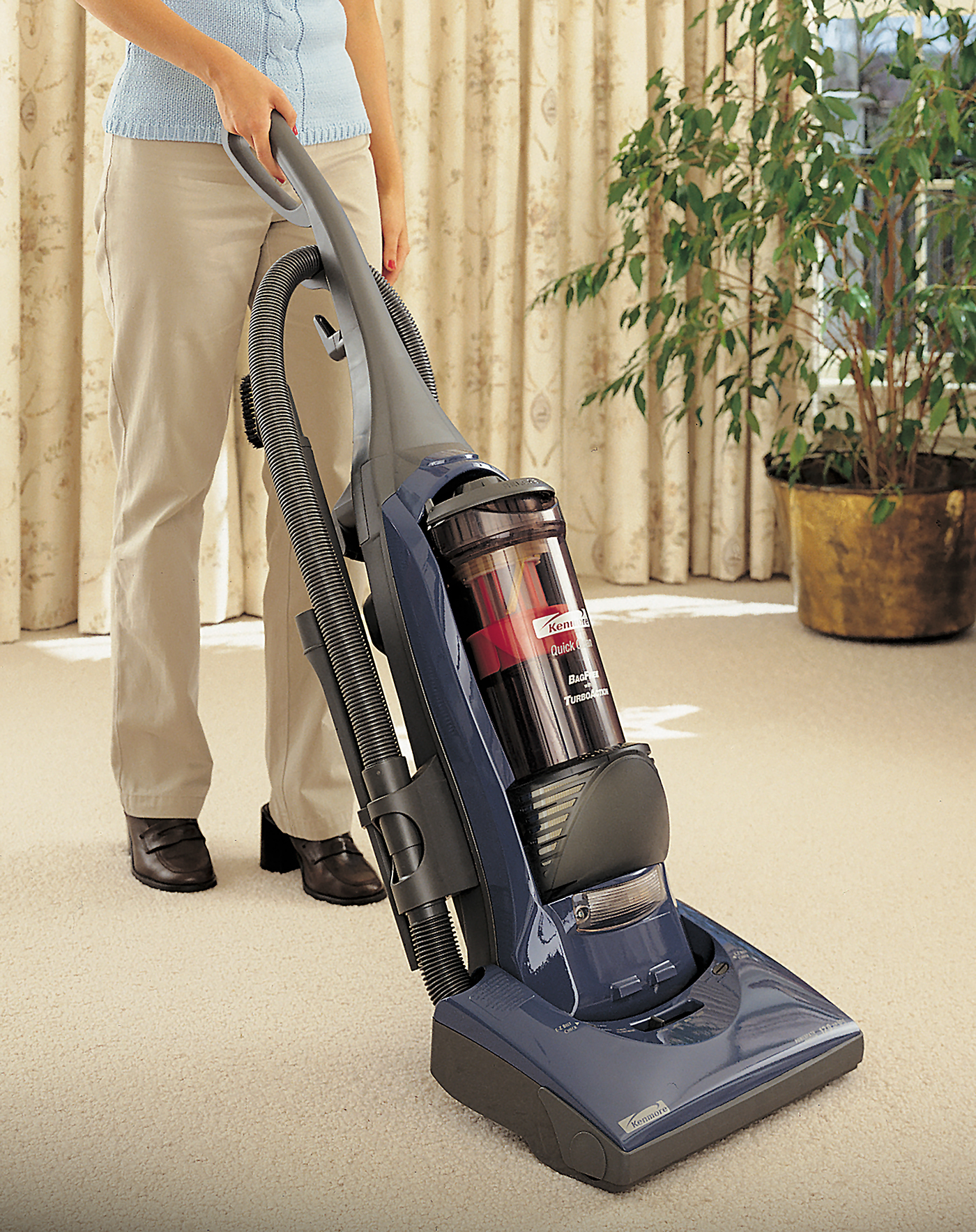 Panasonic/Kenmore Floor Care Products 2000-01 - 普象网