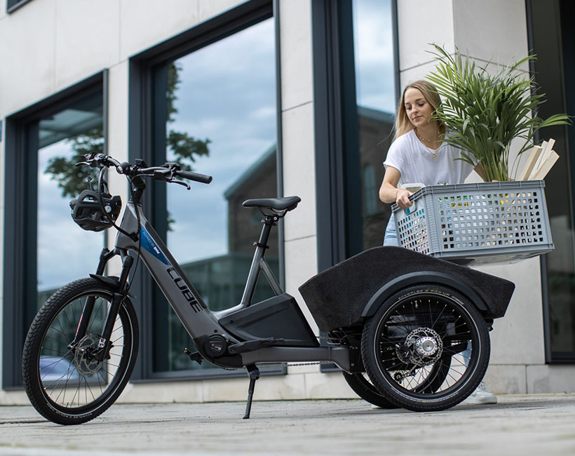 CUBE Concept Dynamic Cargo inspired by BMW – a Three-Wheeled Electric ...