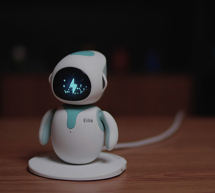 EILIK Bot – Cute Little Companion Robot on Your Desktop with Emotional ...