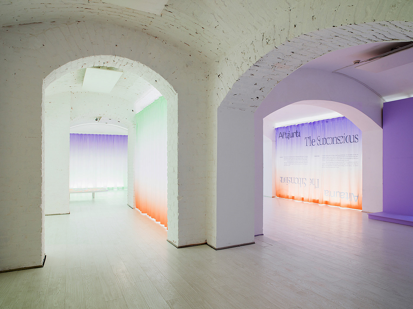 Graphic Designer of the Year – Award Exhibition - 普象网