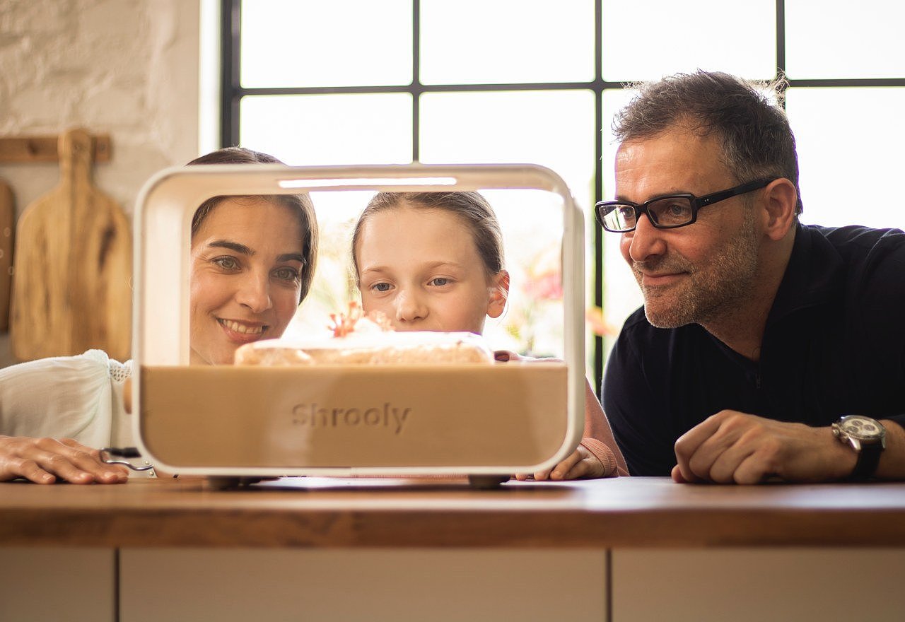 This wonder box lets you easily grow nature’s miracle food right inside ...