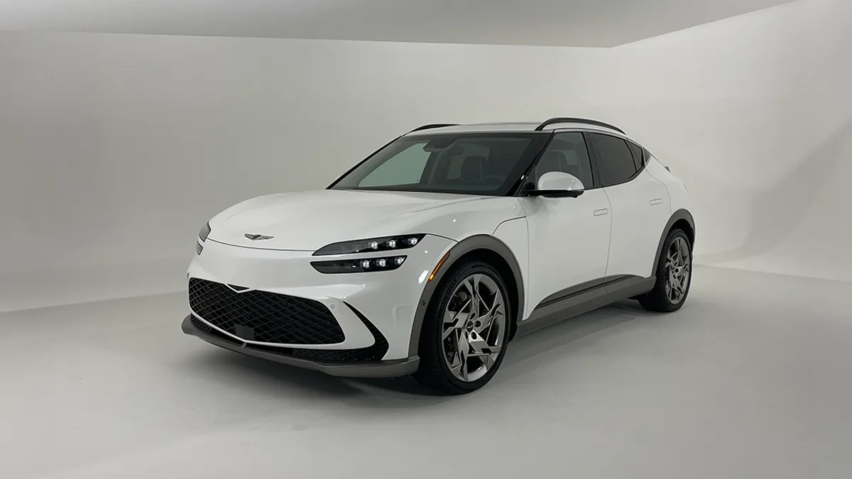 【2022 红点奖】GV60 / 电动汽车 - 普象网