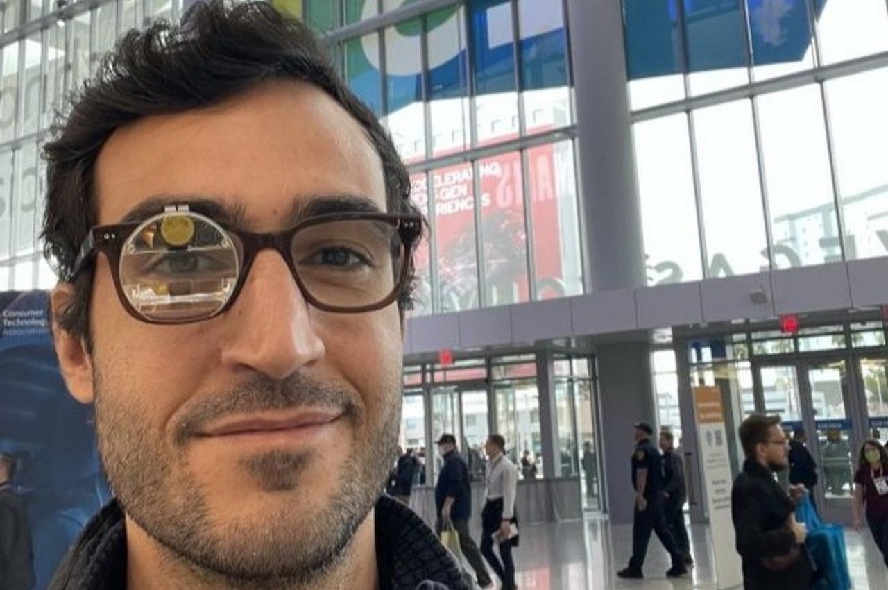 黑科技来了！Monocle能把任何眼镜变成AR设备~太神奇 - 普象网