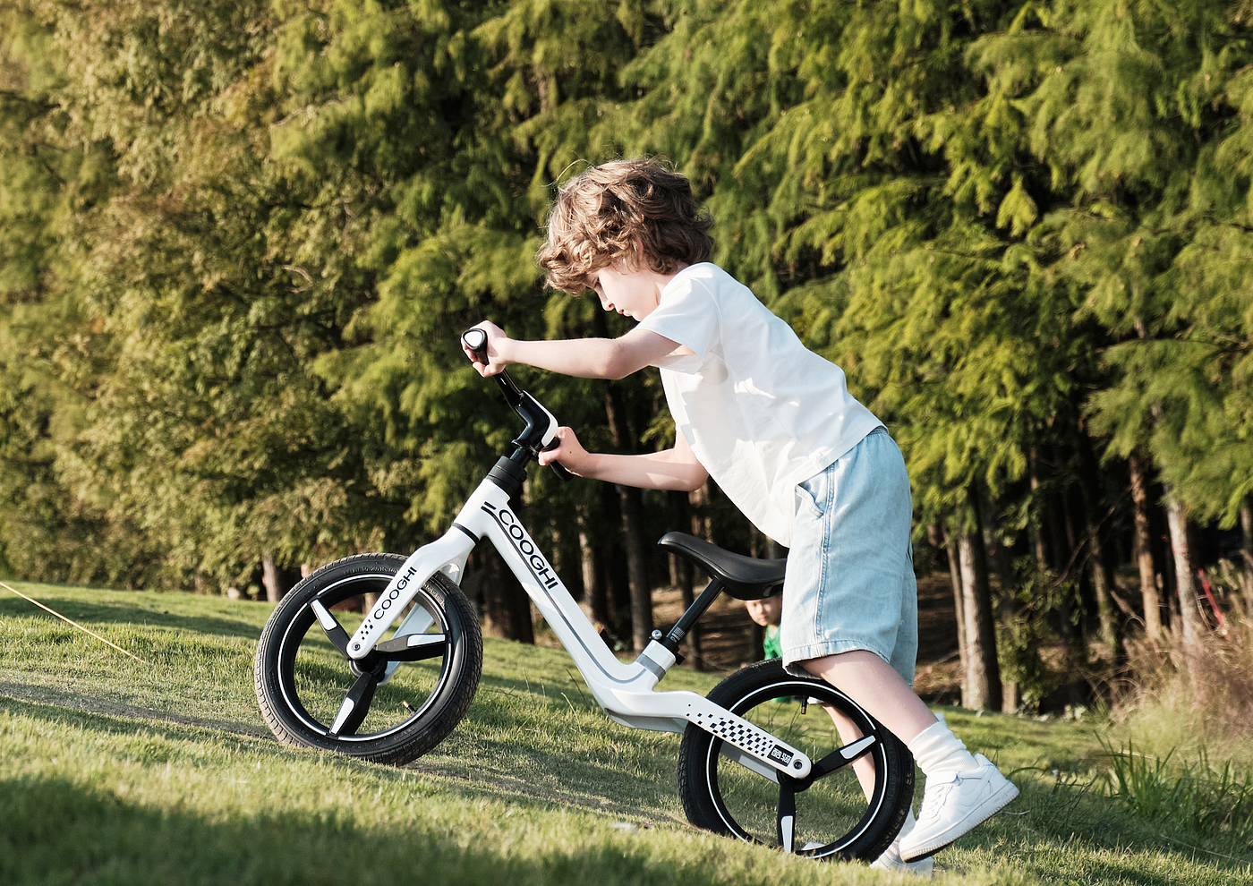 【2023年 iF设计奖】COOGHI S4 14-Inch Balance Bike - 普象网