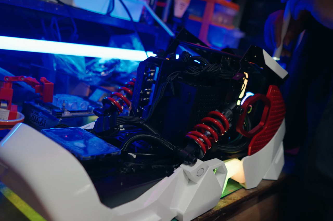 Cooler Master Sneaker X PC机箱现在是一个完全成熟的游戏设备~ - 普象网