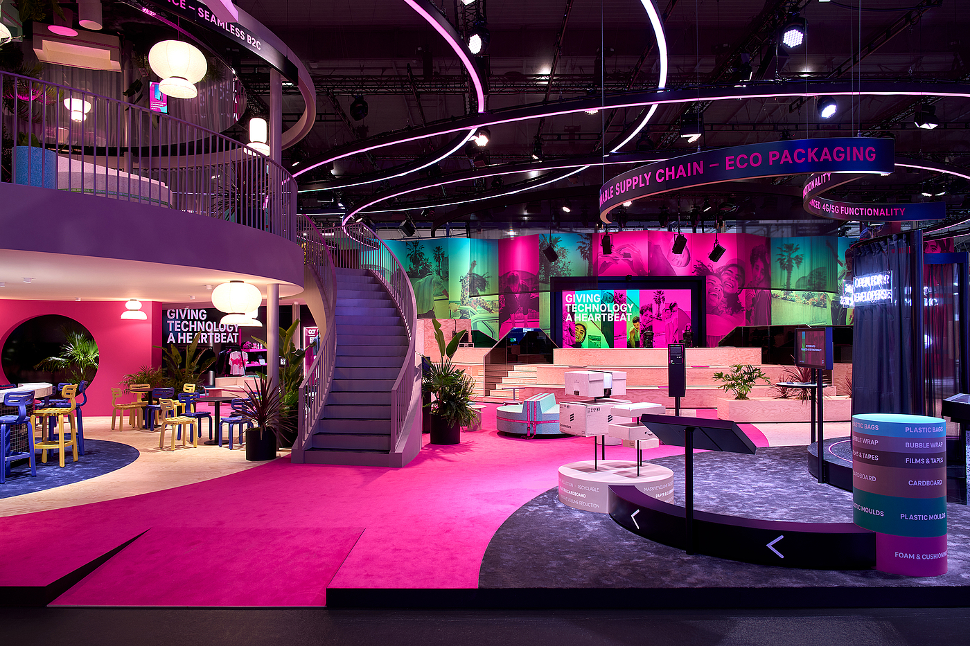 【2024年 iF设计奖】Deutsche Telekom MWC 2023 - 普象网