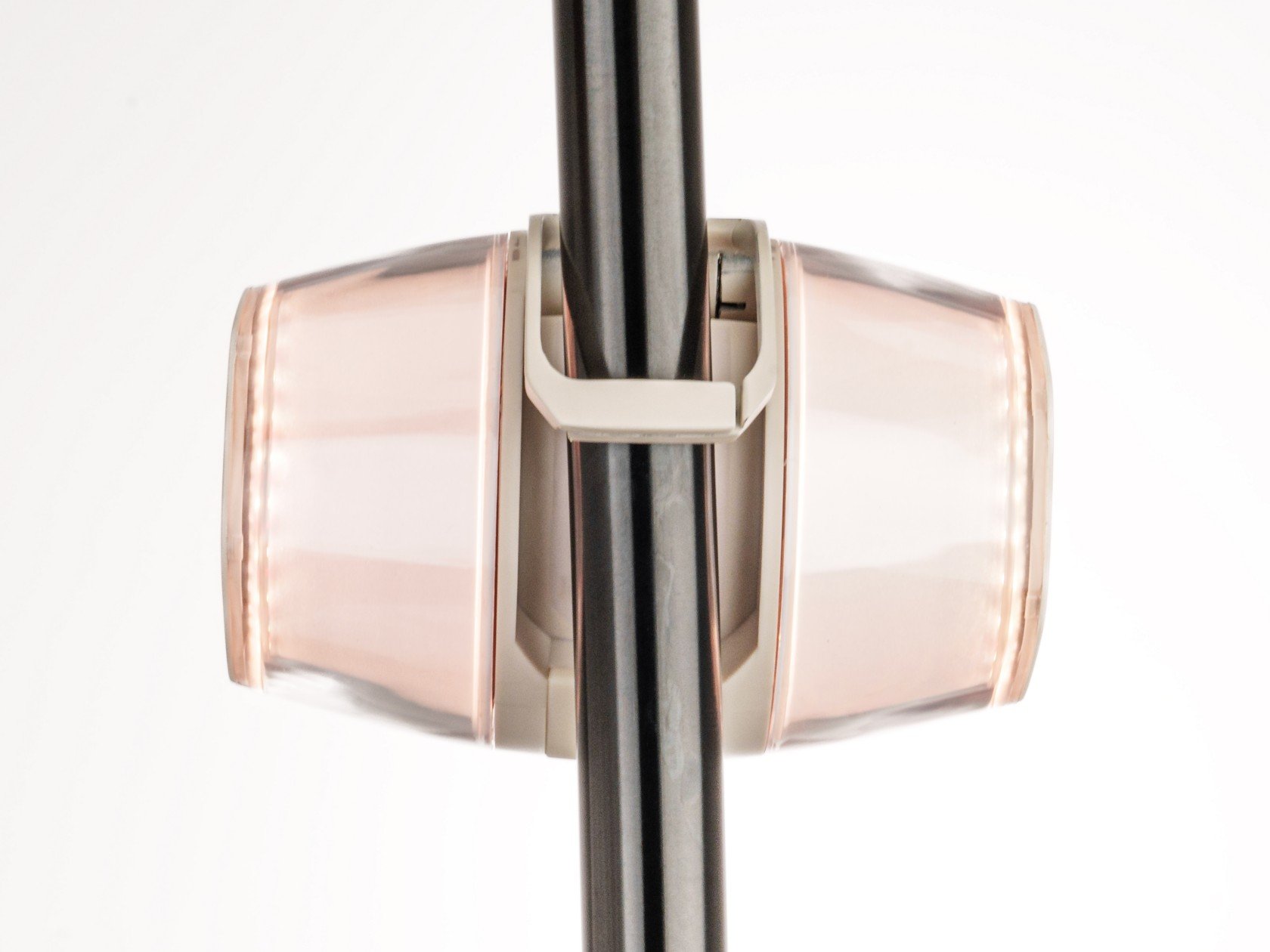 Twisting Camping Lantern 为户外活动带来轻松和乐趣 - 普象网