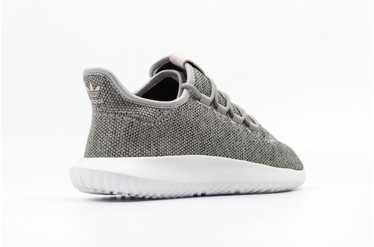 ADIDAS ORIGINALS，总是这么舒适时时呵护您的足底~ - 普象网