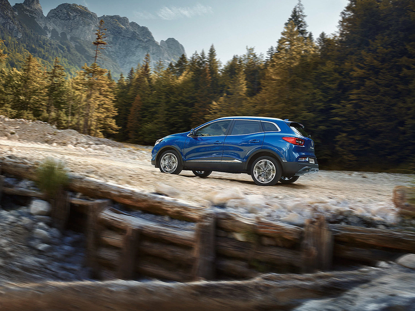 极致旅行 New Renault Kadjar 越野车（摄影作品） - 普象网