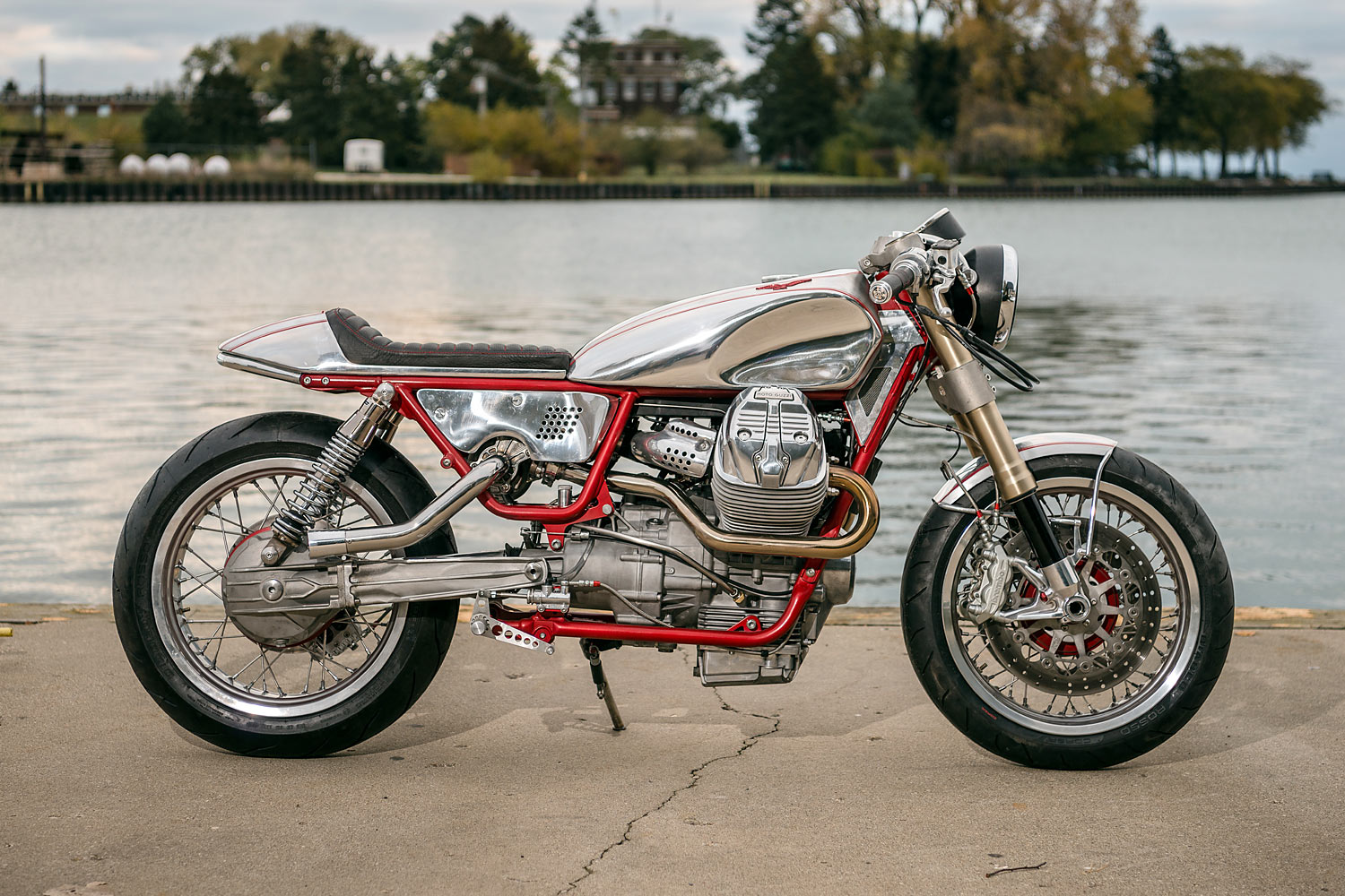 Moto Guzzi V9超级引擎摩托欣赏 - 普象网